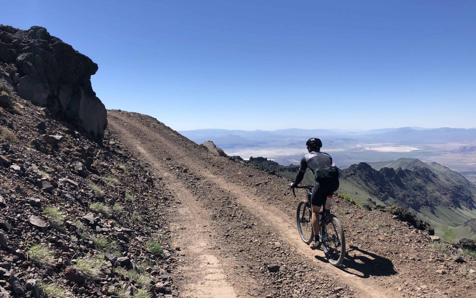 Steens Mountain Loop Road / Gravel Ride Guide by Dirty Freehub