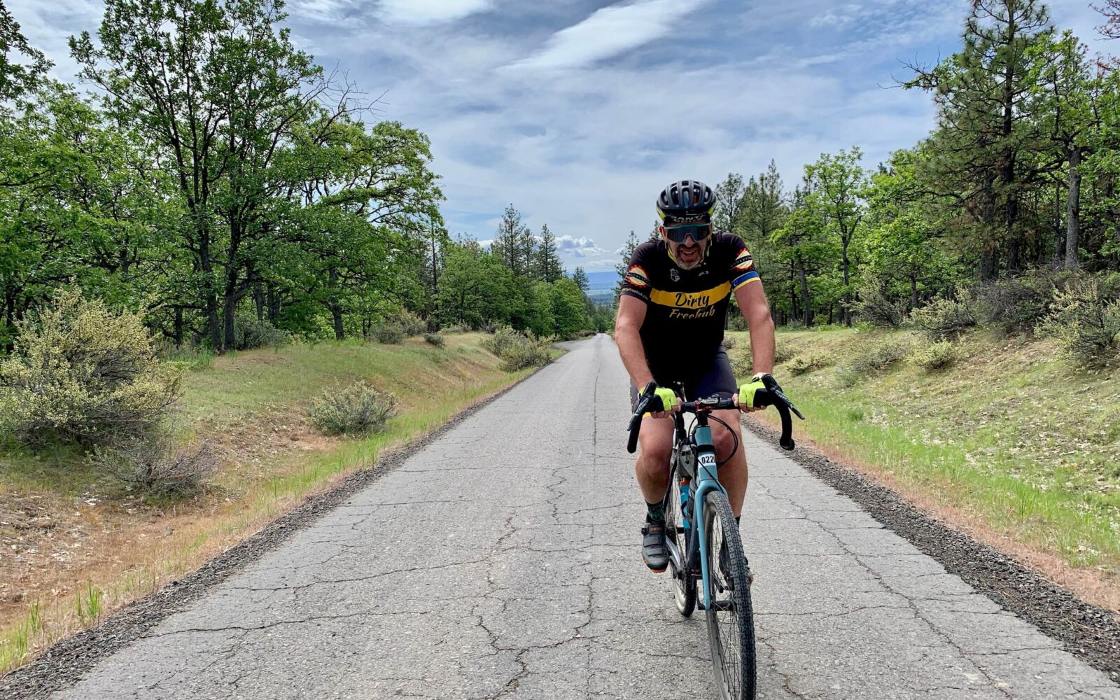 Dufur & Friend / Gravel Ride Guide by Dirty Freehub