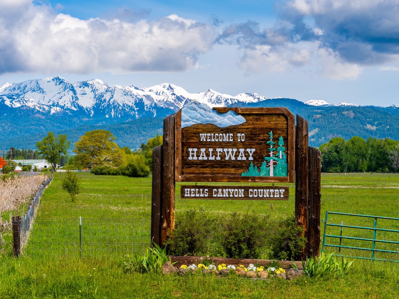 Halfway to New Bridge / Gravel Ride Guide by Dirty Freehub